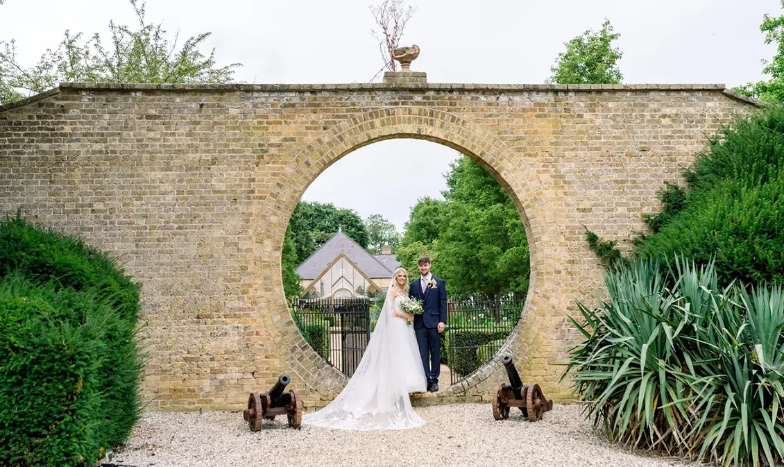 Discover Your Perfect Venue: September Wedding Show at Hanbury Manor ...